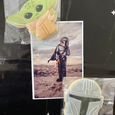 Baby Yoda and Mandalorian Cookies - Etsy