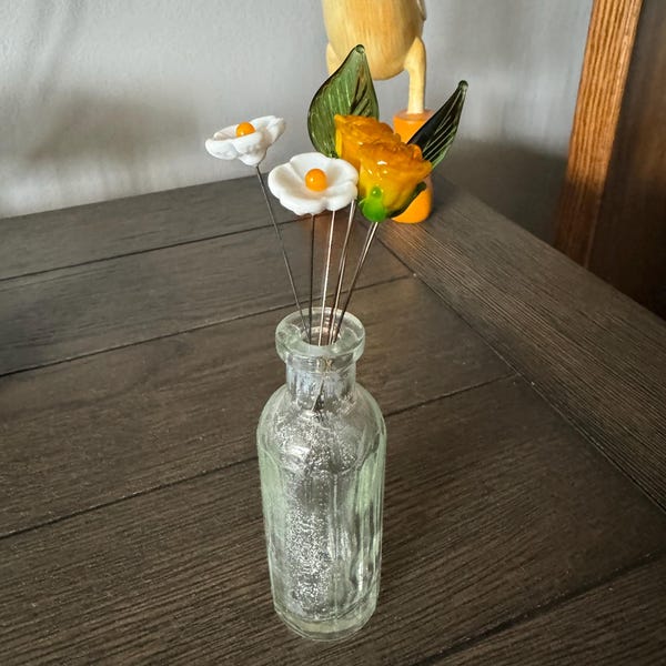 Deluxe Bestsellers Bouquet Mini Glass Flower/leaf Bouquet With 17 ...