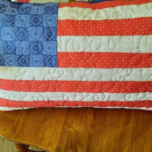 Quilt Block Embroidery Design. Wavy Lines Quilt Block. Quilting Block ...