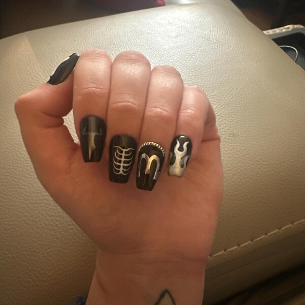 Fourth Wing Inspired Nails; Dragon Nails - Etsy