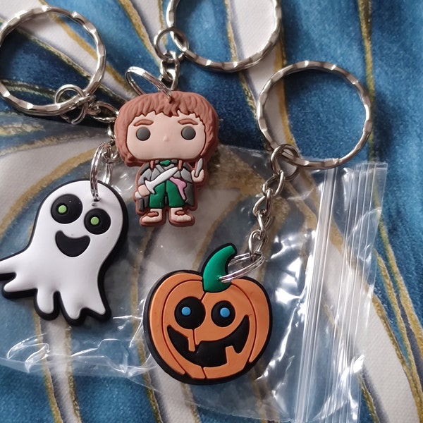 Spooky Goth Ghost Halloween Keyrings/keychains | Cartoon Cute Emo Kids ...