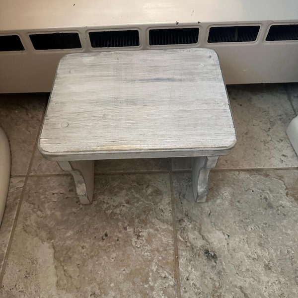 Distressed Wooden Stool in Real Green ~ Choose Your Color ~ Cottage ...