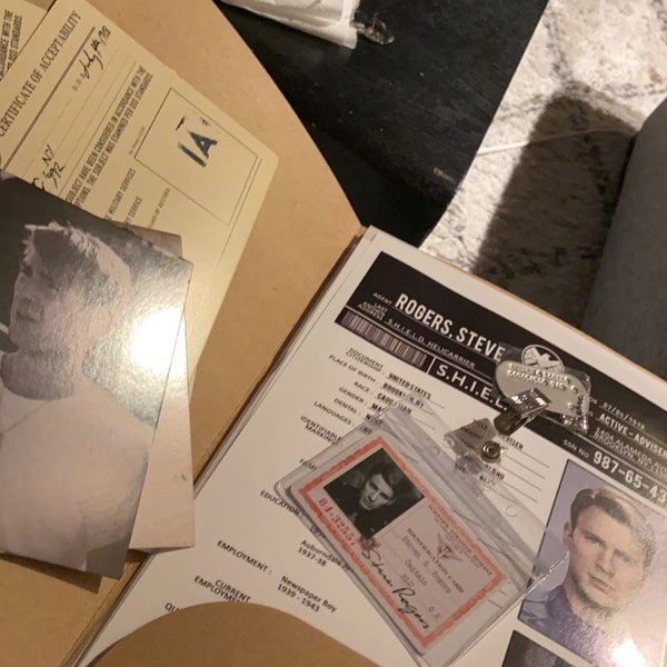 Captain America file Steven Rogers S.H.I.E.L.D. Secret File Paper Props ...