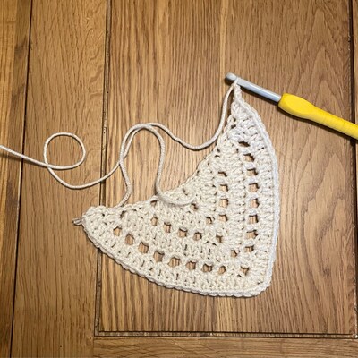 CROCHET PATTERN Lace Shawl Crochet Pattern, Triangle Scarf Crochet ...