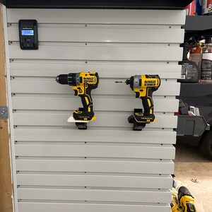 3D Printed Tool Mount for Ryobi Circular Saw/ Vacuum or Other 18V Ryobi ...