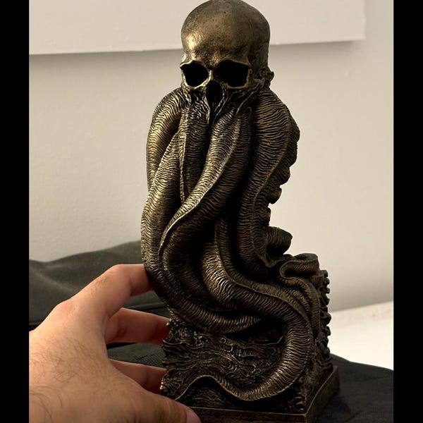 Cthulhu Myth Altar.h.p.lovecraft .bone Painted Ver. - Etsy