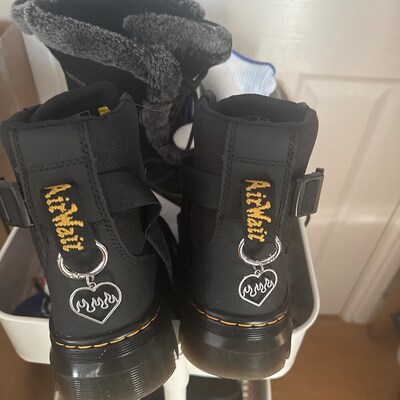 Flamin Heart Silver Boot Charms - Etsy UK