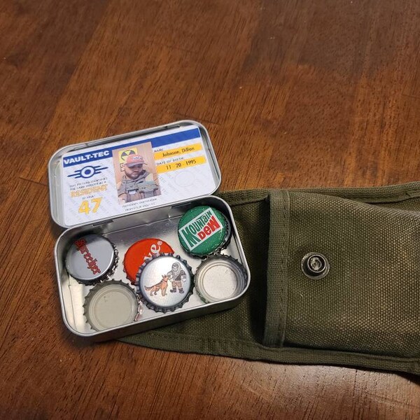Vault-tec Vault Resident ID Card Cosplay Prop - Etsy