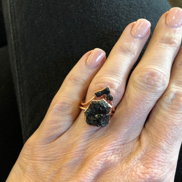 Solid Gold Boho Hippie Wedding Set| Raw Stone Engagement Ring| Handmade ...