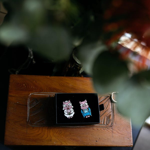 Simpsons Wedding Cuff Links Pig Bride and Groom Enamel Lisa's Wedding ...