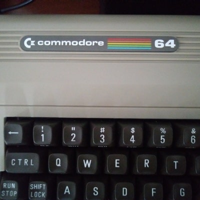 Commodore C64 Case Label / Aufkleber / Sticker / Badge / Logo 11cm X 1 ...
