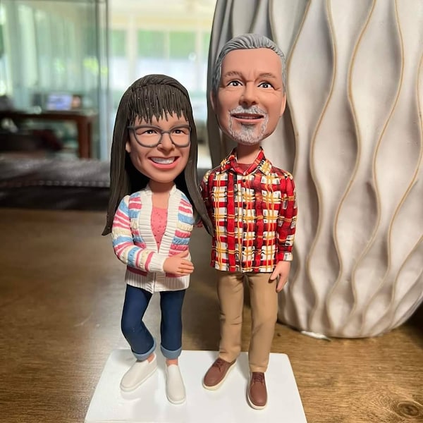 Custom Bobblehead Real Estate Agent, Female Real Estate Custom ...