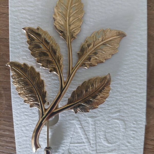 Gold Wedding Boutonniere Groom Gold Leaf Lapel Pin Groomsmen Buttonhole ...