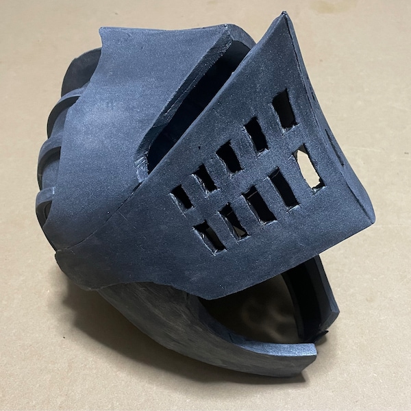 Elite Knight Helmet – Printable DIY EVA Foam Cosplay Pattern, Scalable ...