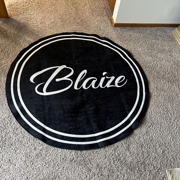 Custom Monogram Round Rug: Personalized Letter Carpet - Etsy