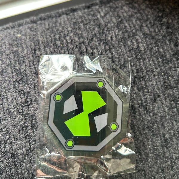 Clear Epoxy Phone Grip Round Ben 10 Omnitrix Phone Holder Smartphone ...