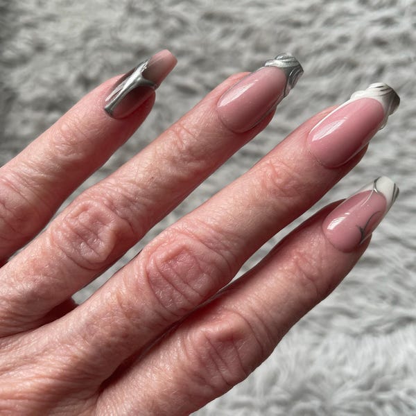 Luxury Custom Nails/free Style/long Nails/ Chrome Nails/trendy Nails ...