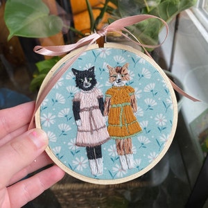 PDF Alien Cat Embroidery Pattern Cat Embroidery Pattern Embroidery ...