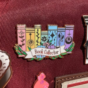 Book Collector Bookish Enamel Pin Book Lover Bibliophile - Etsy