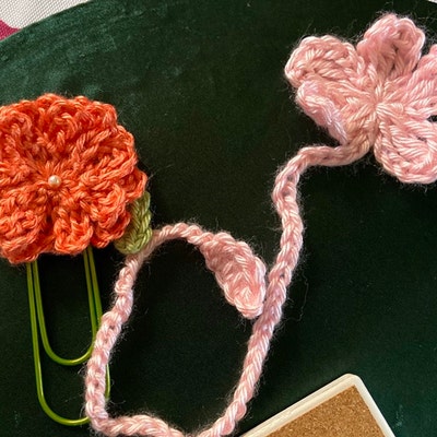 Crochet Flower Big Paper Clip Bookmark - Etsy