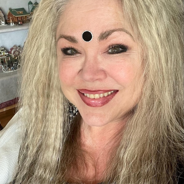 Bindis Black 7 Mm Face Stickers,round Bindis,velvet Black Bindis ...