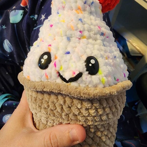 Ice Cream Cone Plush Crochet PATTERN - Amigurumi - Etsy