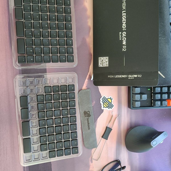 MBK Legend‡ Glow R2 Black / White Keycap Set With Keycap Puller - Etsy