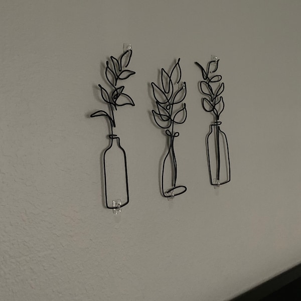 Wire Flowers in Vase Art - Handmade Wire Art | Metal Flowers, Botanical ...