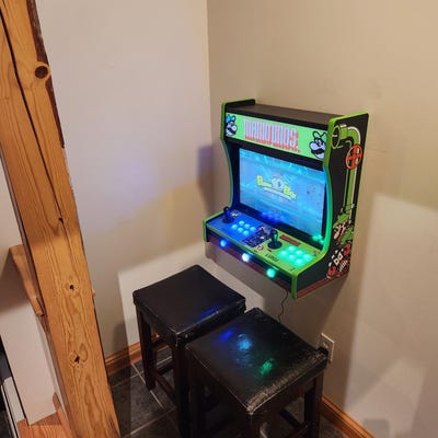 24 Screen Two Player Wall Mount Arcade Machine With LED Buttons and ...