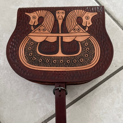 Viking Leather and Wood HANDLE Bag, Hedeby Haithabu Bag, Hand Carving ...