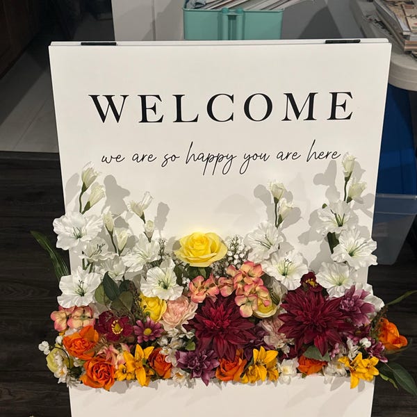 Flower Box Welcome Sign - Wedding Welcome Sign - Personalized Decor - Etsy