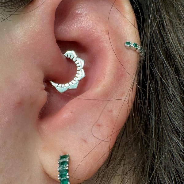 Flower Daith Hoop, 18k Gold Plated Sterling Silver, Cartilage Earring ...