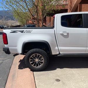 Chevy Colorado ZR2 American Flag Fender Badges Decals set of - Etsy