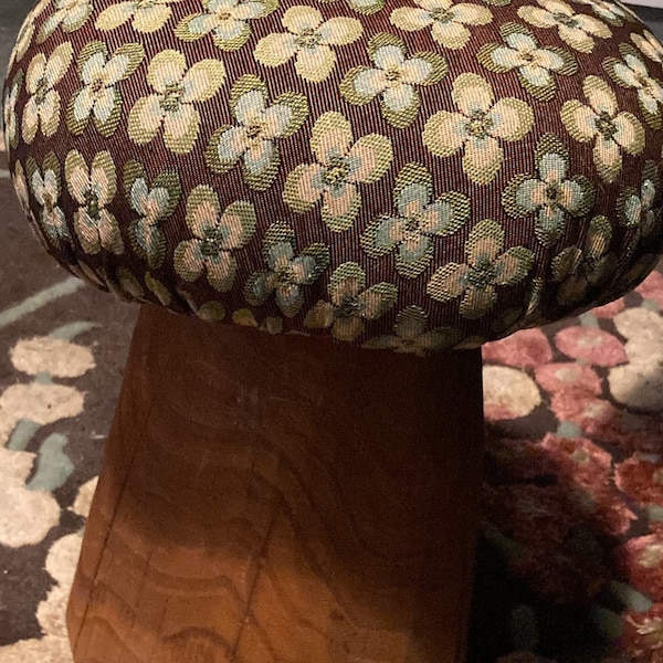 Floral Jacquard Upholstery Fabric: Victorian Edwardian Style, 59" Wide ...