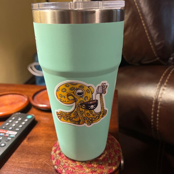 Latte Luna, the Blue-ringed Octopus Sticker, Laptop Sticker, Reusable ...