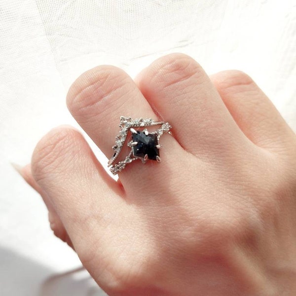 Acotar Officially Licensed, High Lady of the Night Court Ring, Feyre ...