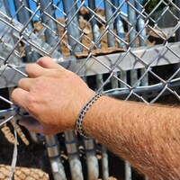 Silver V Link Chain Bracelet - Etsy Canada