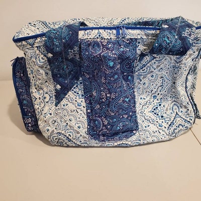 How to Make a Zip Around Duffel Travel Bag Sewing Pattern With Video ...