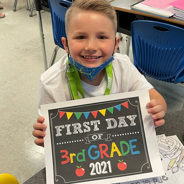 INSTANT DOWNLOAD First Day of 3rd Grade School Sign Print Yourself ...