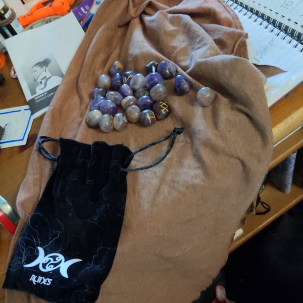 Rune Stones Gift Set Includes 21 Page Guide Book and Free Satin Lined ...