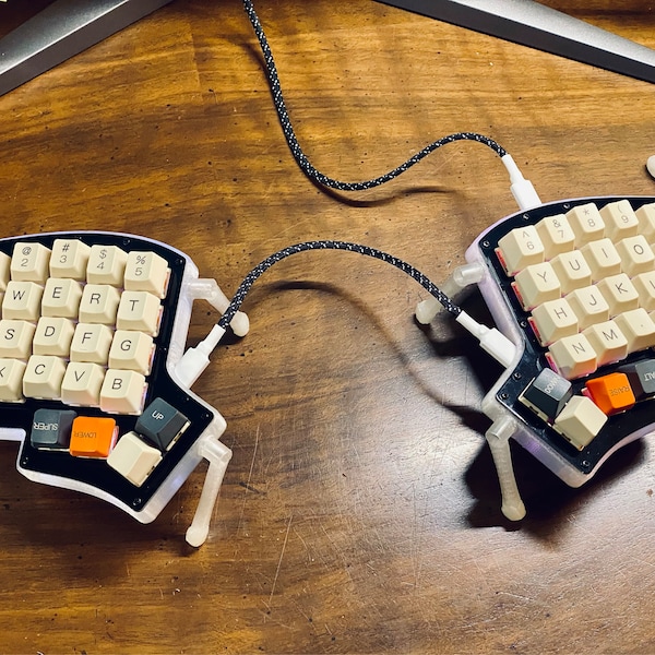 Classic White YC8 Custom Coiled Keyboard Cable - Etsy