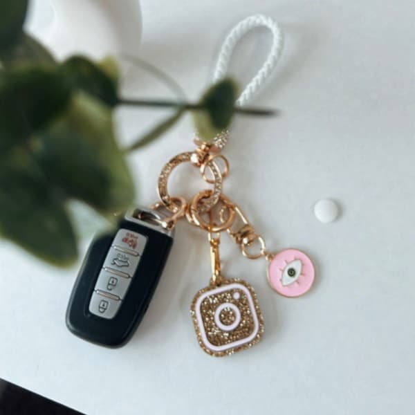 Instagram Smart NFC Keychain for Social Media | Tap and Follow ...