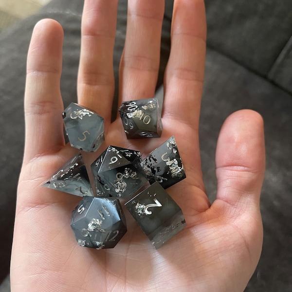 Gravensworn - Smoke Dice, Handmade Resin Sharp Edge Dice Set for Dnd, D ...