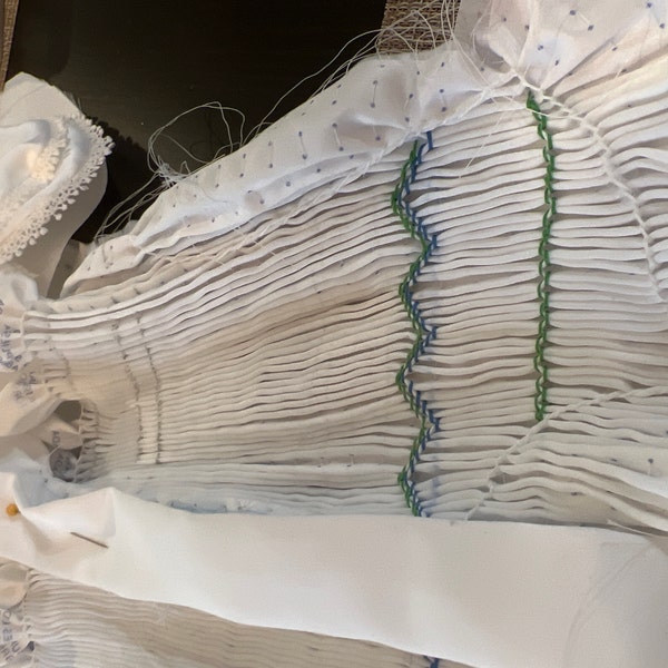 Muestras Y Motivos: Frunces Smock 19 -spanish Smocking Magazine - Etsy