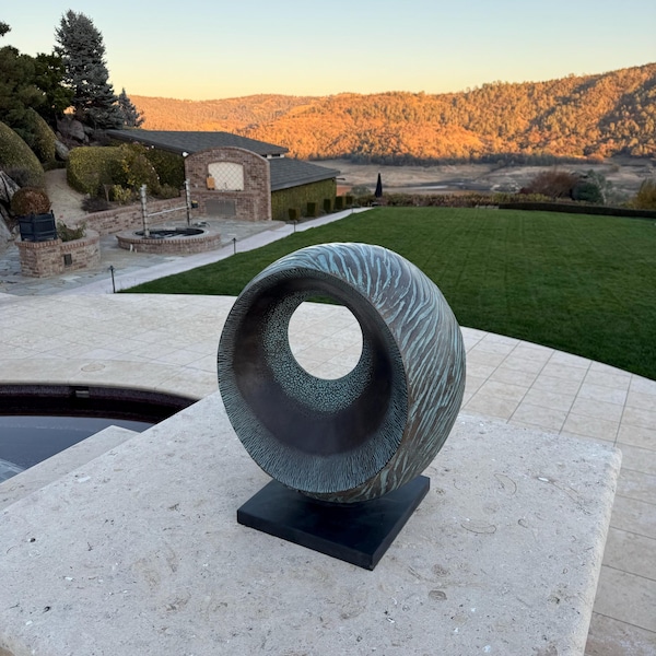 Large Contemporary Garden Sculpture, Modern Garden Statue, Abstract ...