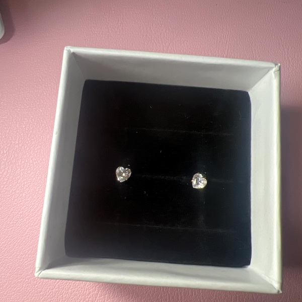 Titanium Cz Heart Push Pin Labret, Threadless Flat Back Earrings ...