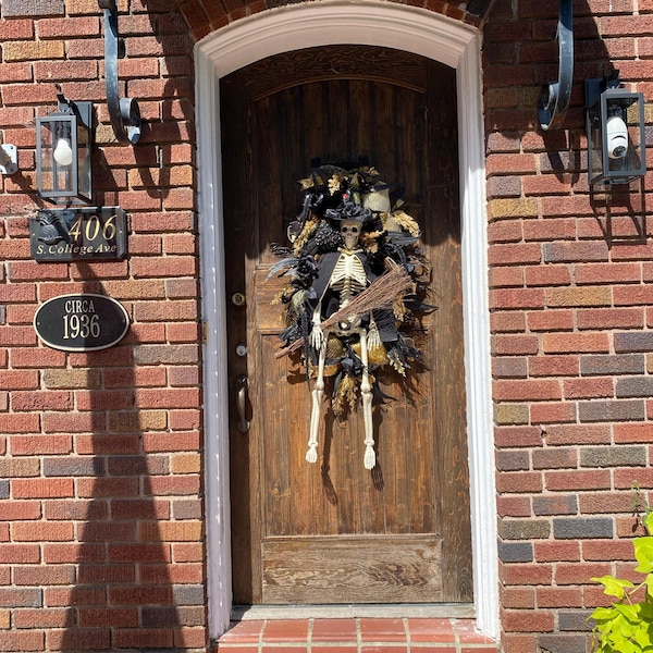 Skull Mailbox Swag, Gothic Mailbox Garland, Purple and Black Skull ...