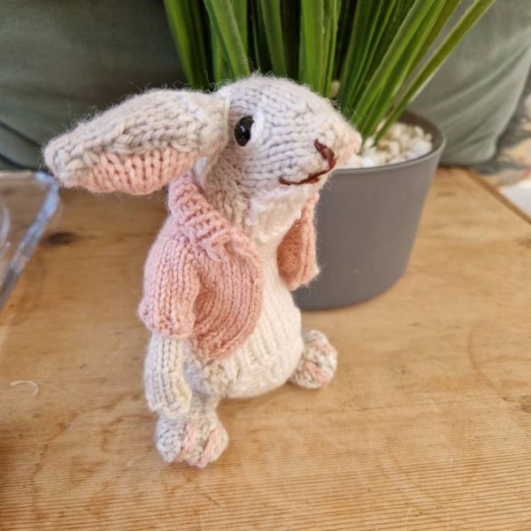 To the Moon and Back Hares KNITTING PATTERN - Etsy