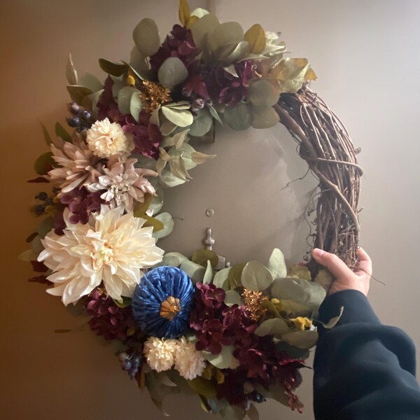 PRE-ORDER OPEN Elegant Holiday Wreath. Luxury Christmas Wreath ...