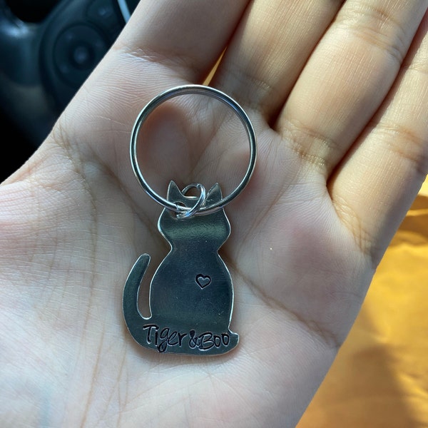 Cat Lover Keychain - Add Your Cats Name or a Small Wording - Cat Metal ...